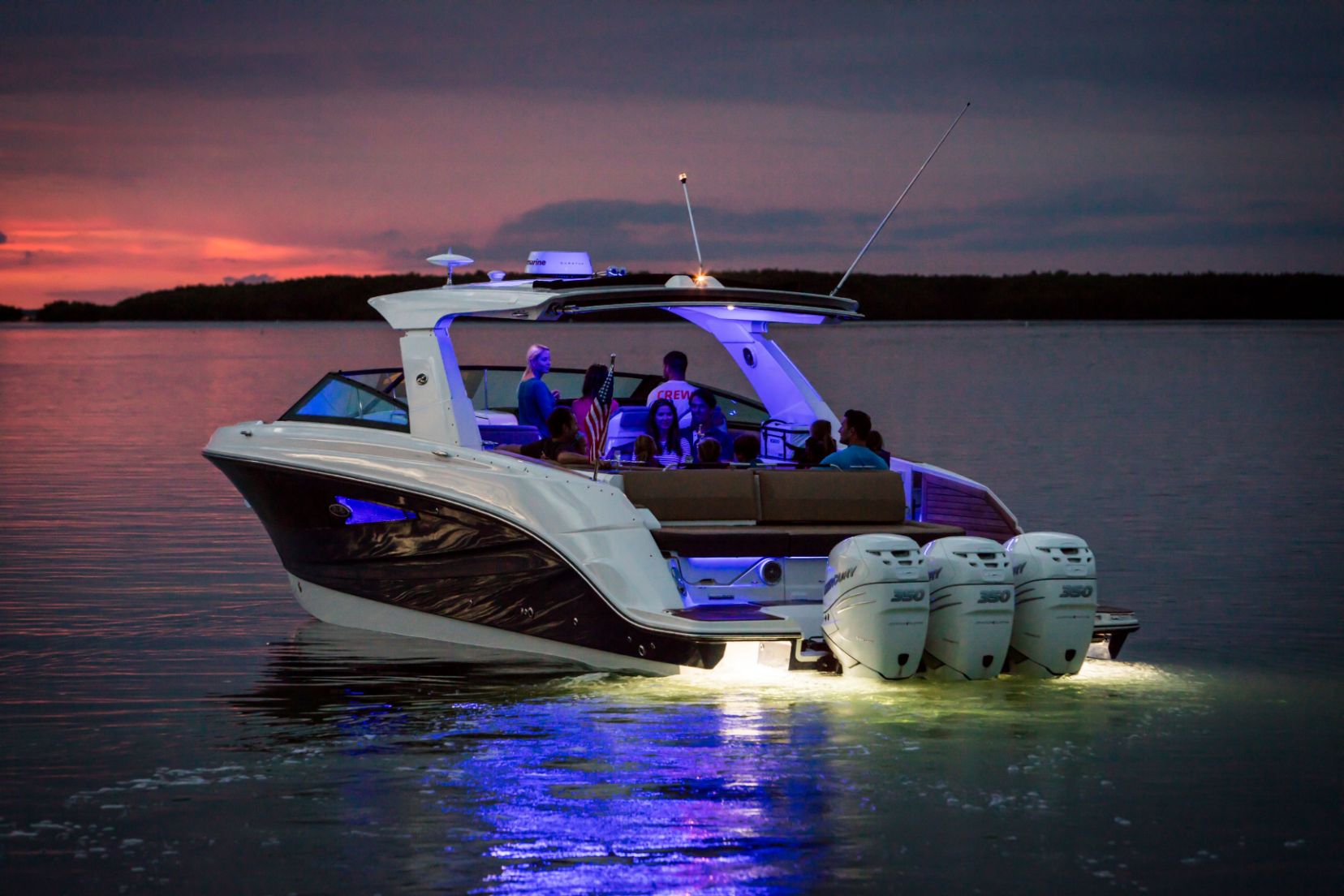 SLX 400 OUTBOARD｜Sea Rayのボート・クルーザー｜アインスAリゾート株式会社